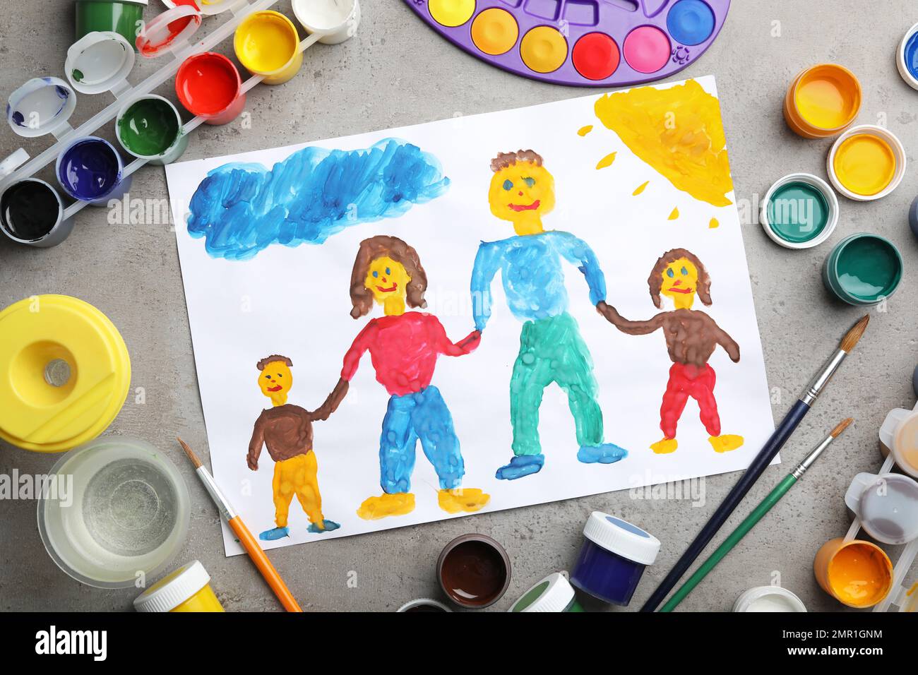 Childs drawing happy family father hi-res stock photography and images ...