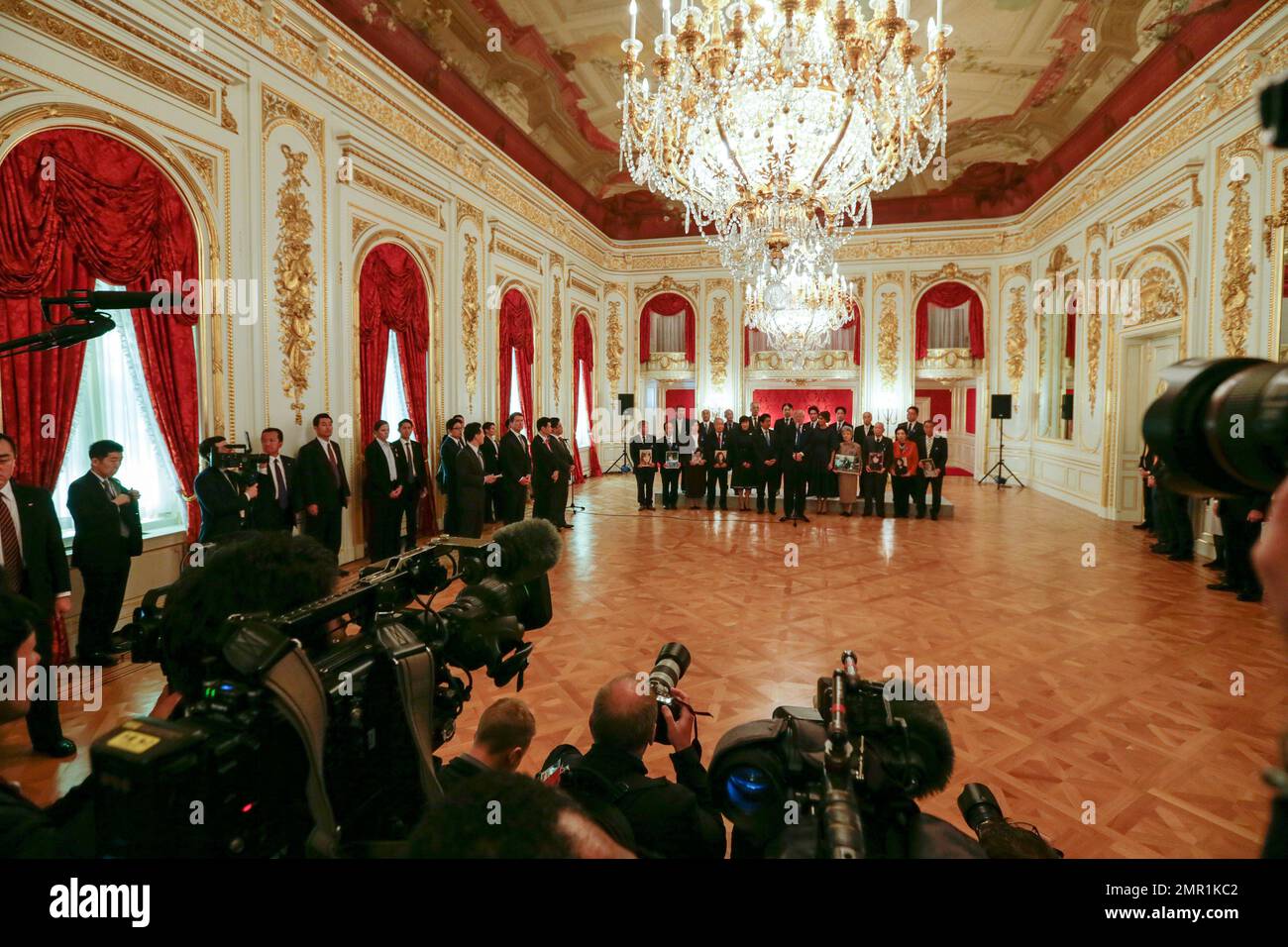 U.S. President Donald Trump and first lady Melania meet with families ...