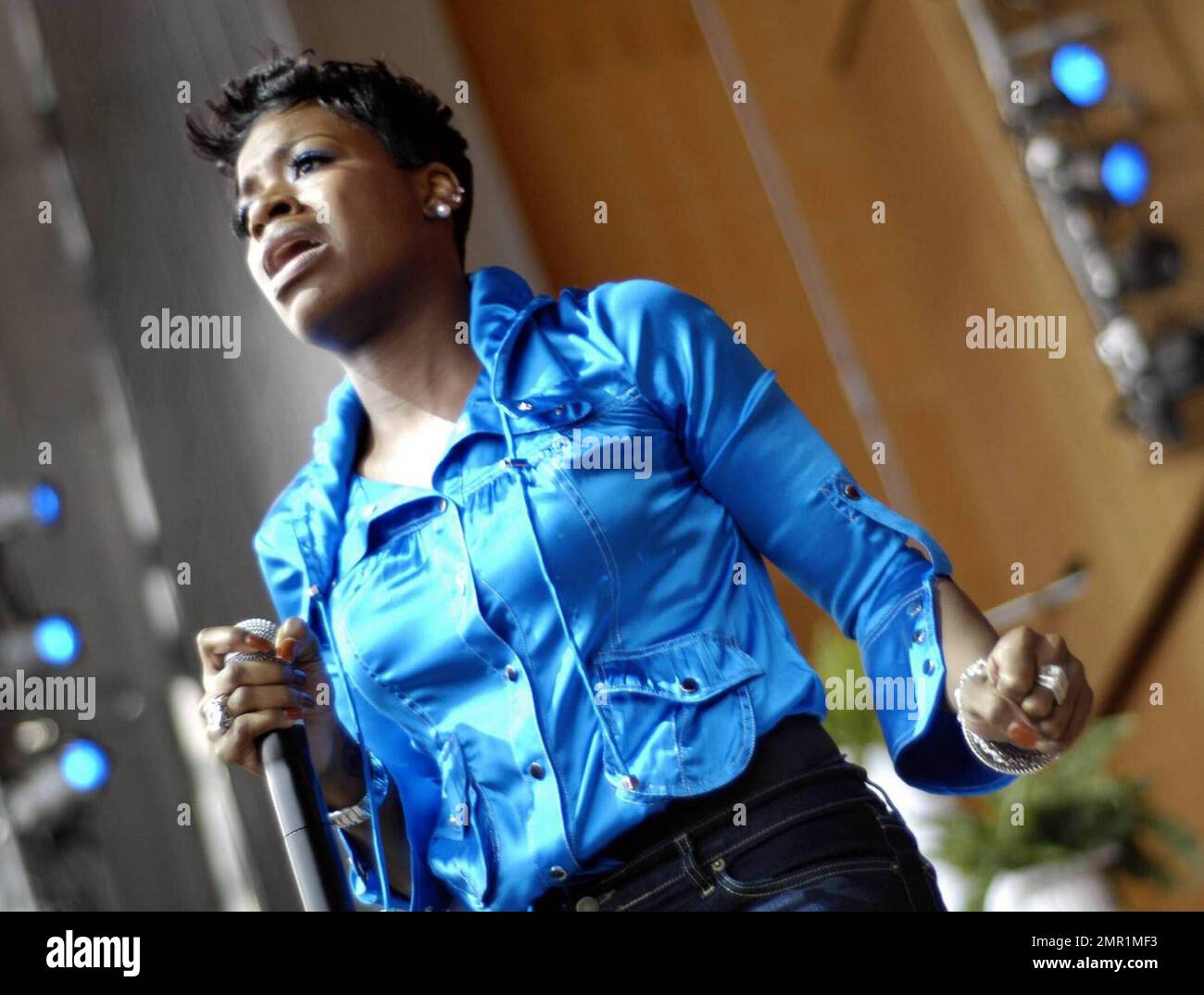 "American Idol" season three winner Fantasia performs at the Chicago Gospel Music Festival ...