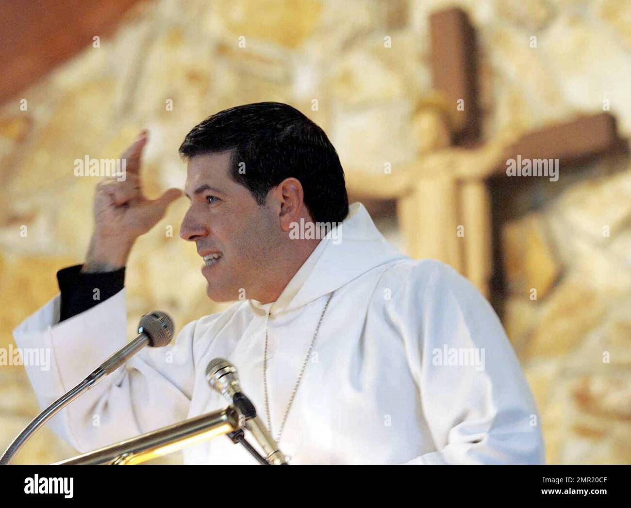 Father alberto cutie hi-res stock photography and images - Alamy
