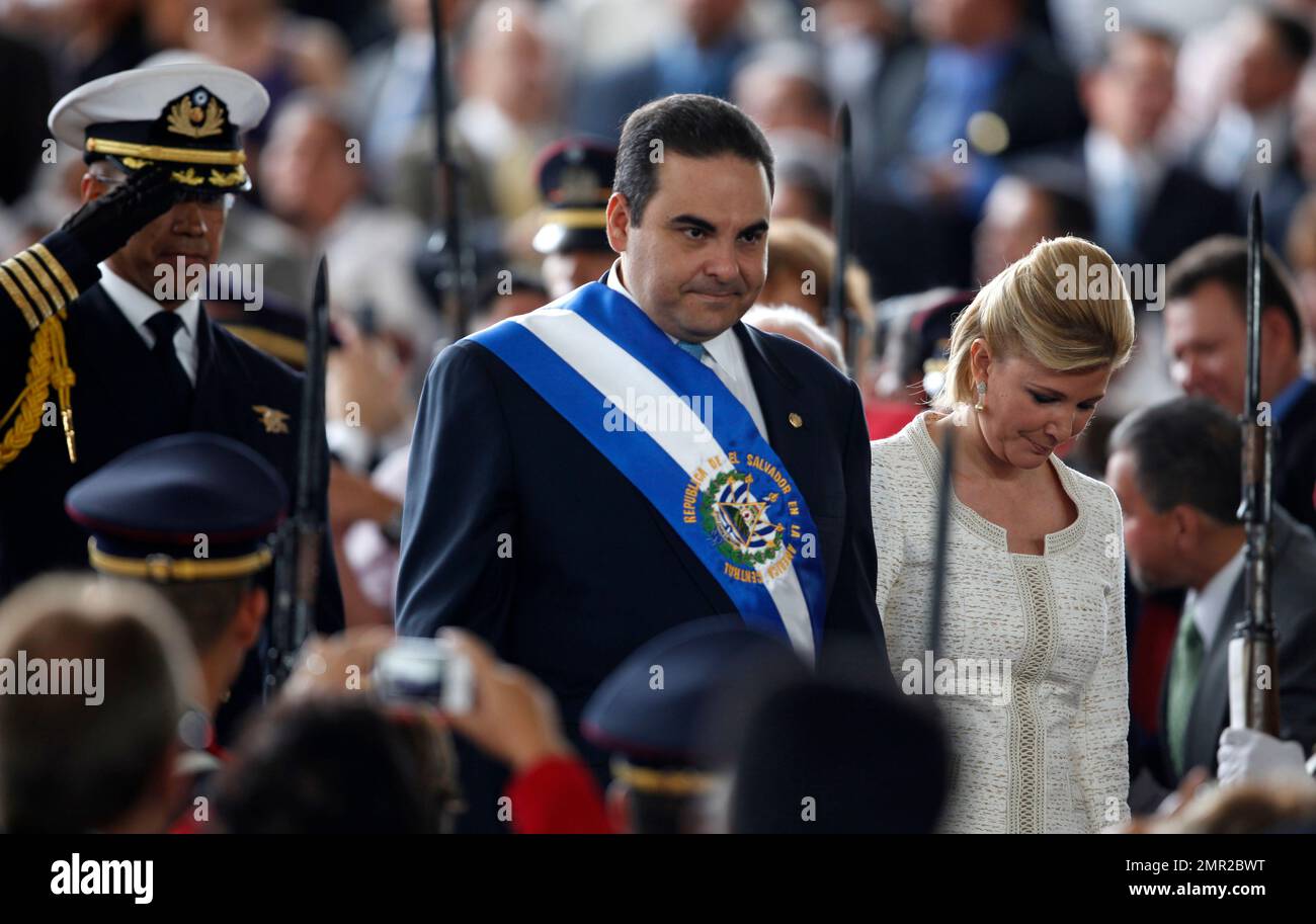 FILE - In this June 1, 2009 file photo, outgoing President of El ...