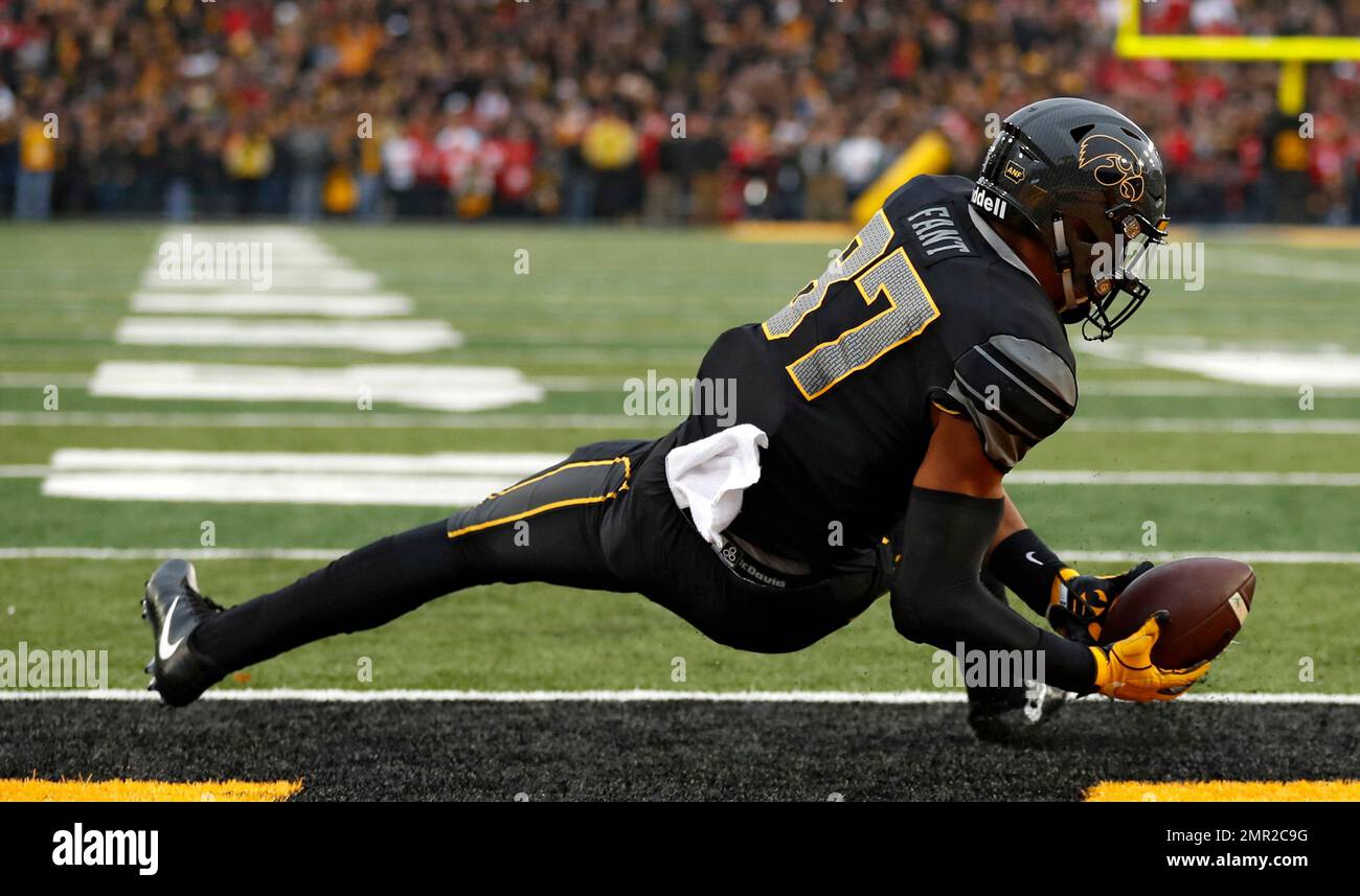Iowa tight end Noah Fant catches a three-yard touchdown pass during the ...