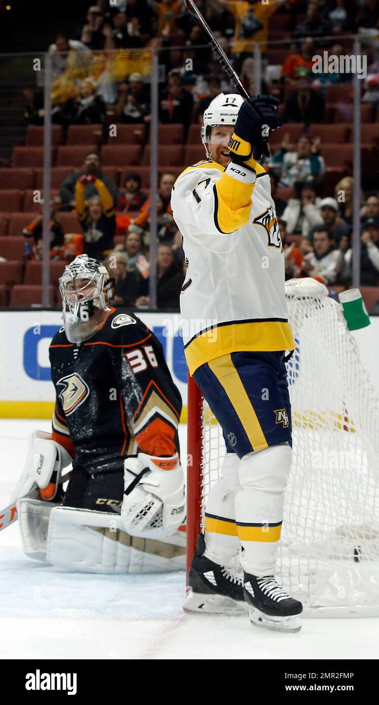 Nashville Predators left wing Scott Hartnell, right, celebrates after ...