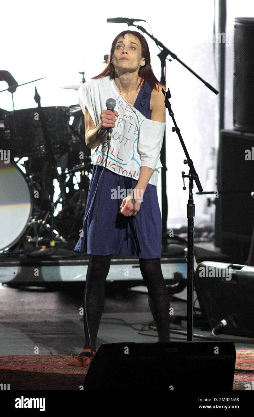 Fiona Apple performs live in concert at the Durham Performing Arts ...