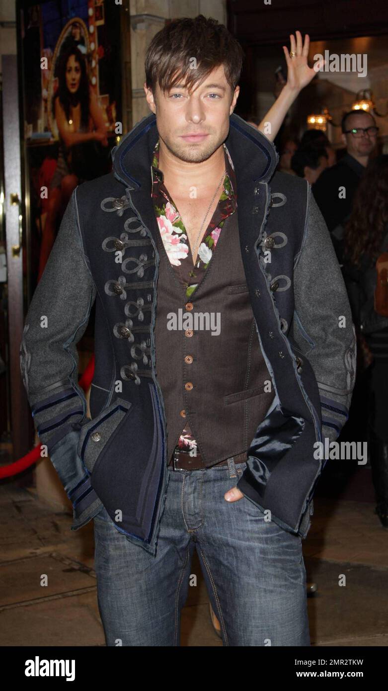 Duncan James poses for photographers after arriving at Shaftesbury ...
