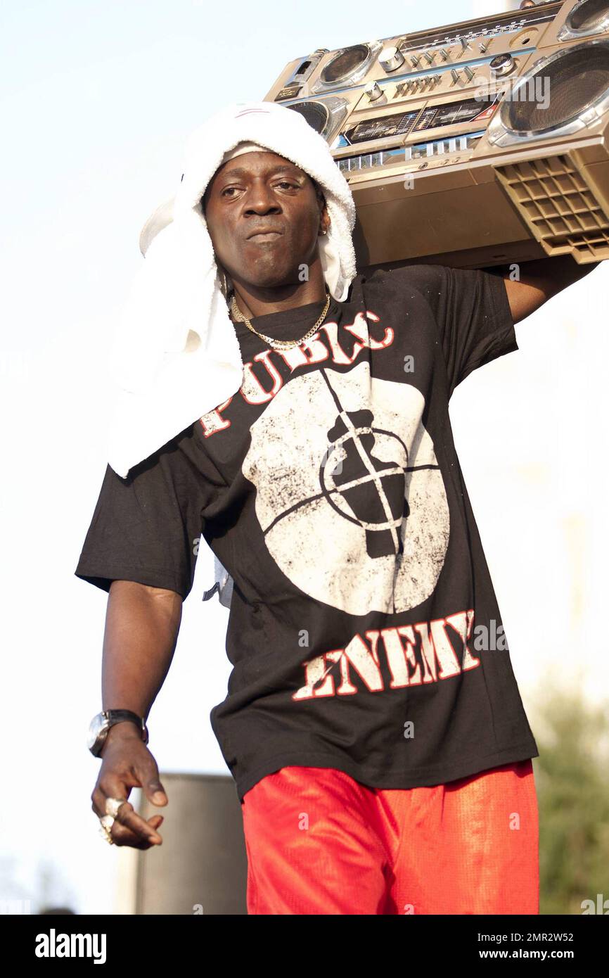 Flavor Flav (aka William Jonathan Drayton, Jr.) performs live with the ...