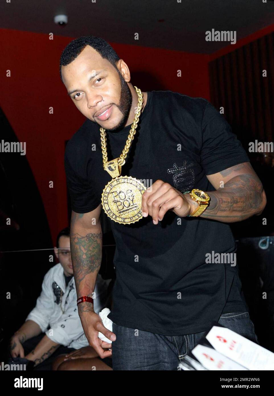 EXCLUSIVE!! Flo Rida at Aura nightclub after the Miss Universe pageant ...