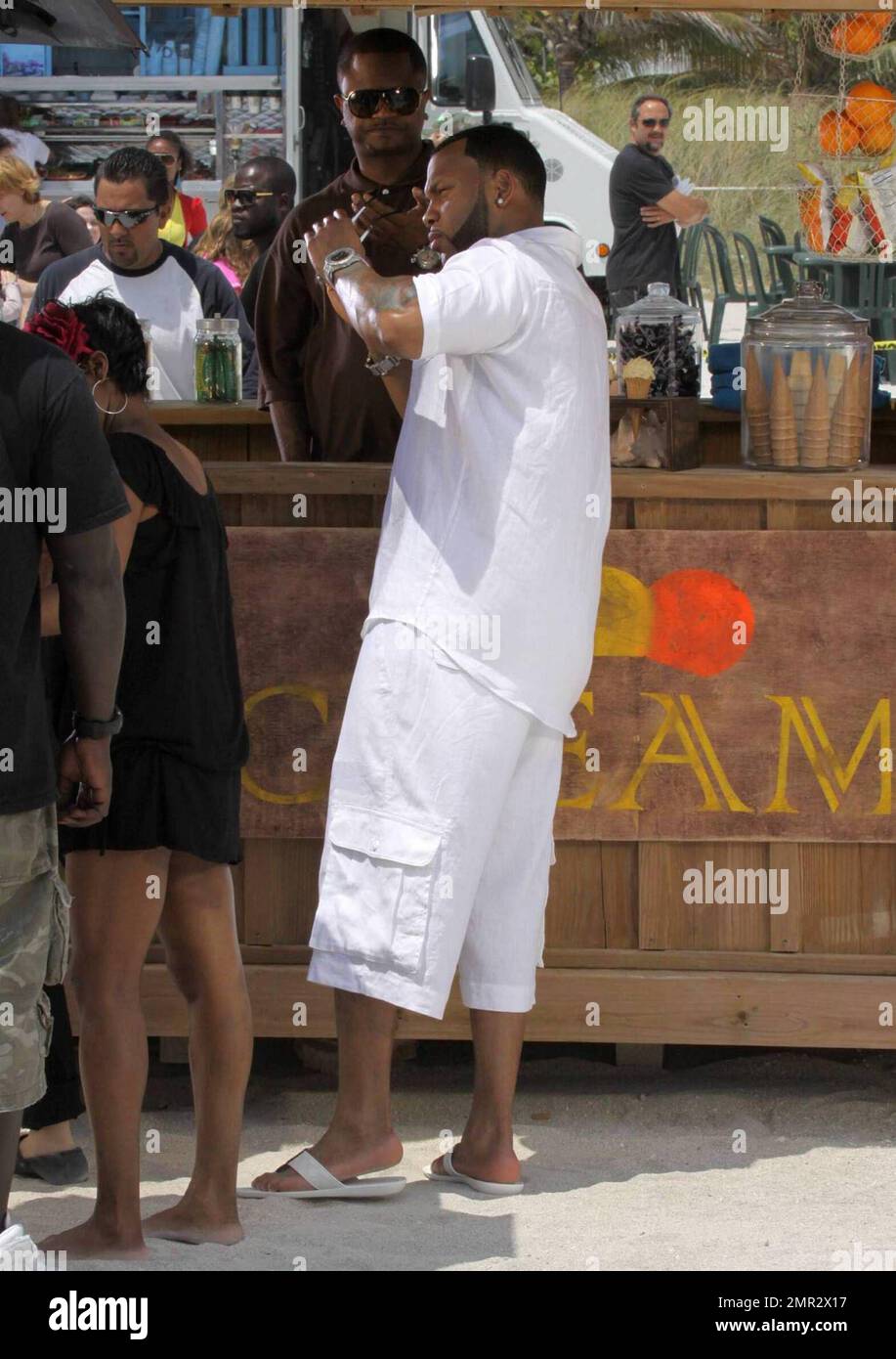 Rapper Flo Rida shooting a music video for his new album R.O.O.T.S. The ...