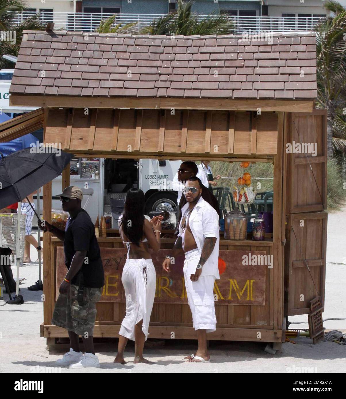 Rapper Flo Rida shooting a music video for his new album R.O.O.T.S. The ...