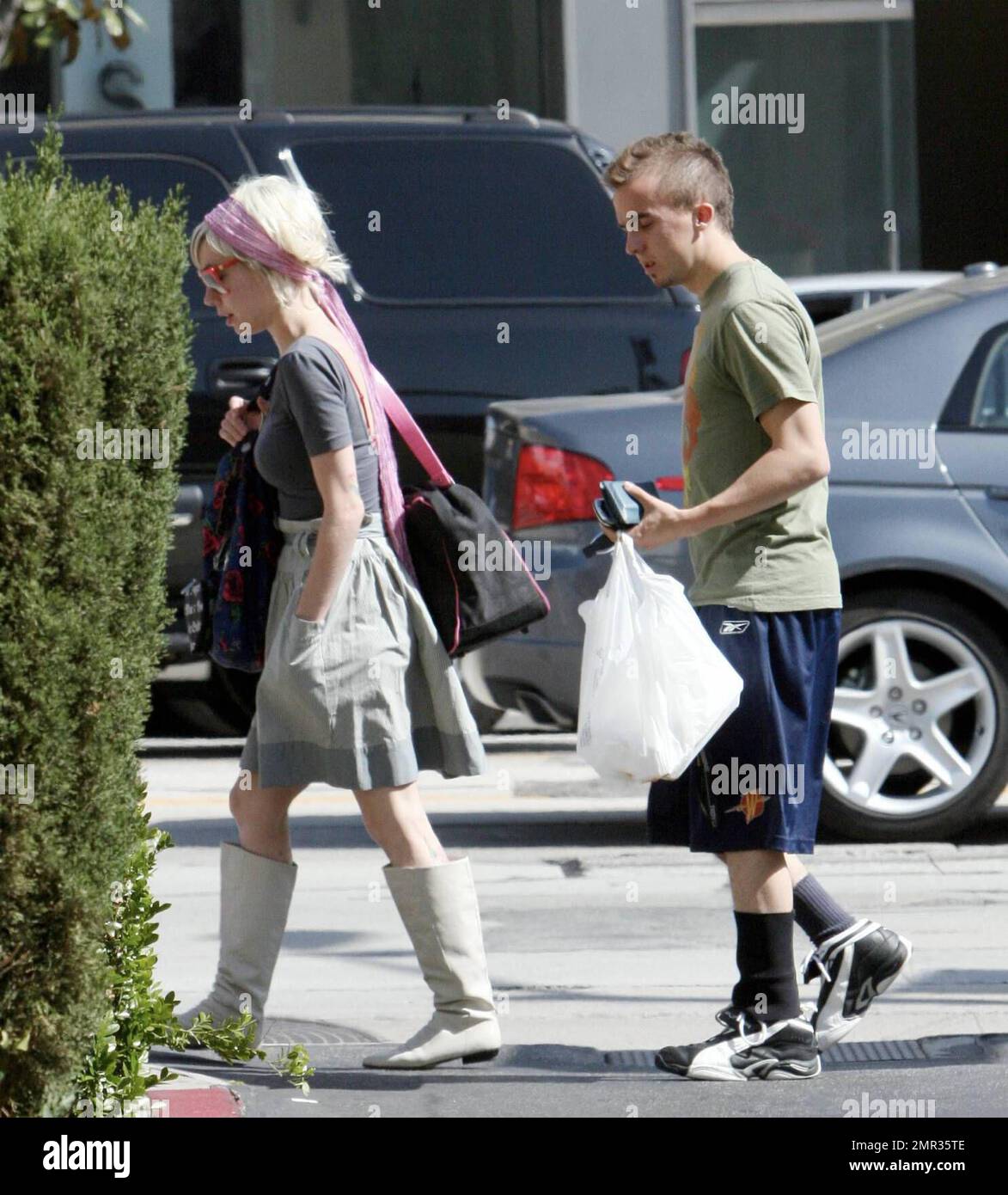 Exclusive!! Frankie Muniz and his fiancee Jamie Gandy enjoy a romantic ...