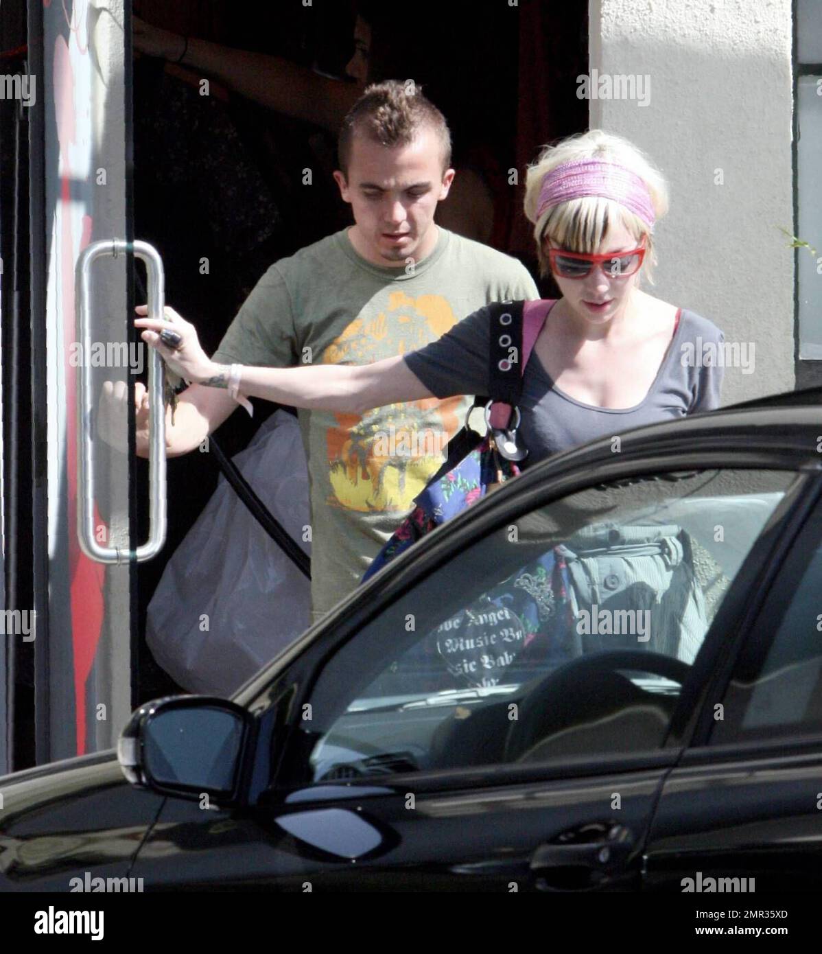 Exclusive!! Frankie Muniz and his fiancee Jamie Gandy enjoy a romantic ...