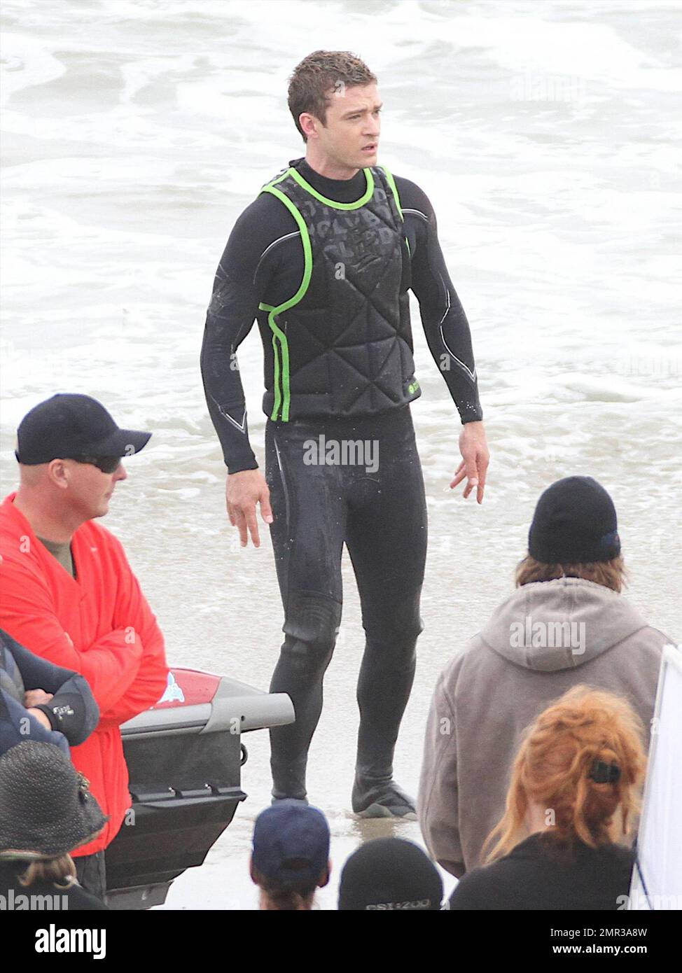 Justin Timberlake and Mila Kunis film scenes and take small breaks in ...