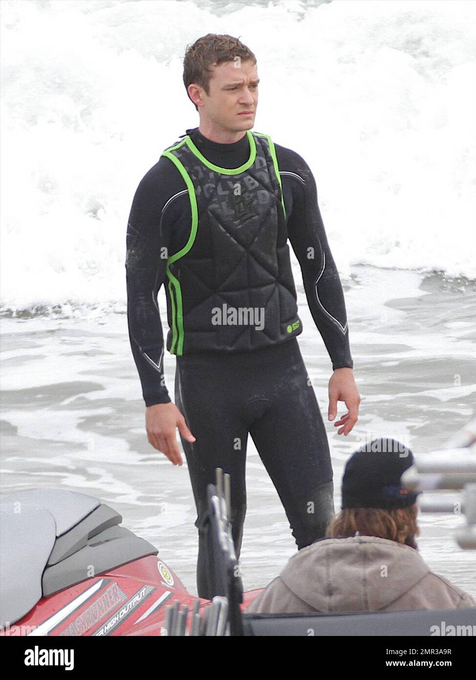 Justin Timberlake and Mila Kunis film scenes and take small breaks in ...