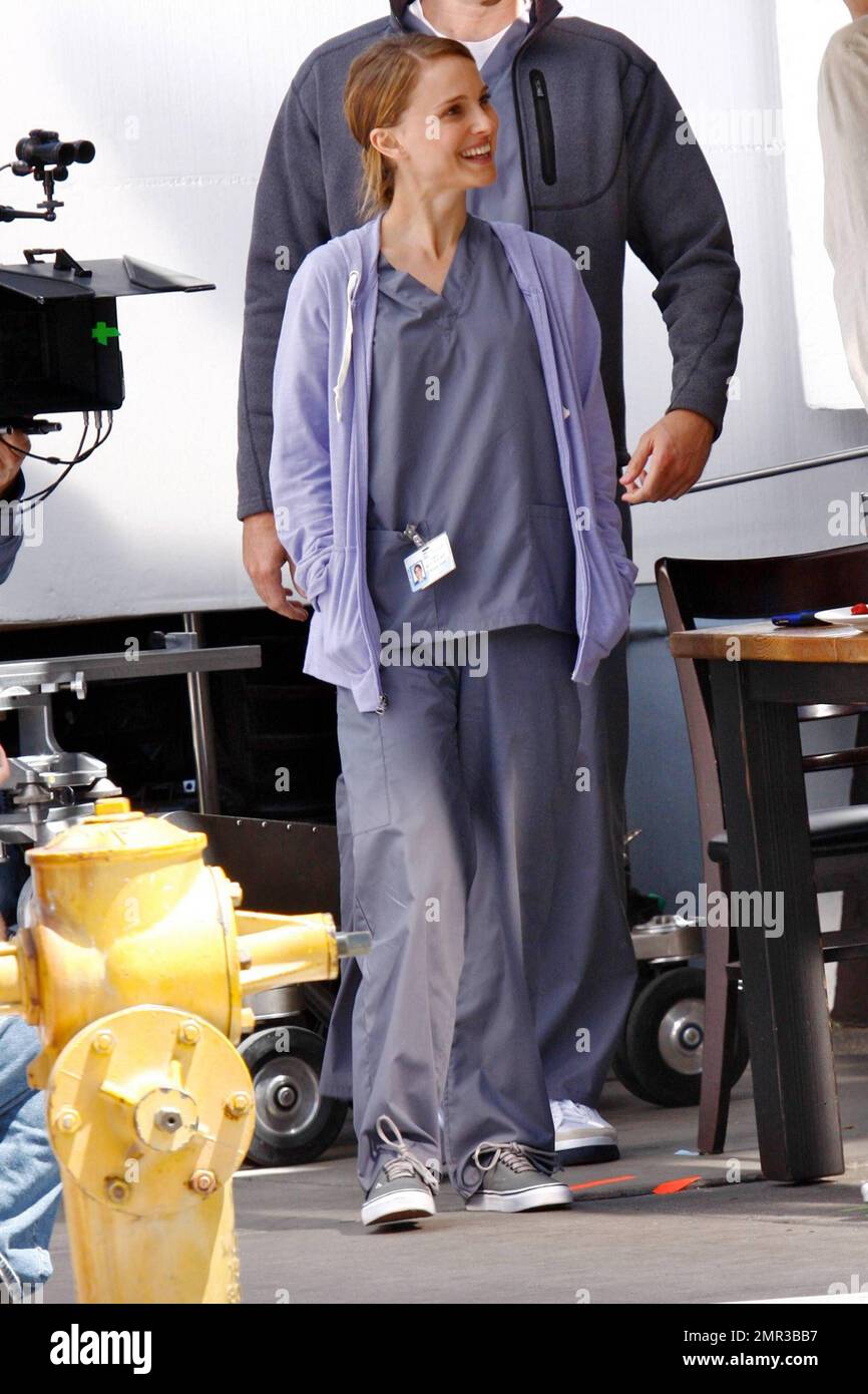 Natalie Portman and Ashton Kutcher film a scene for the new Ivan ...