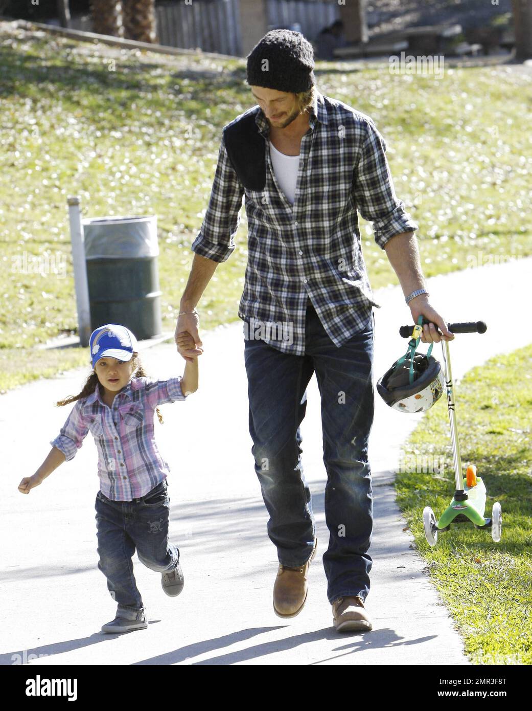 Doting dad Gabriel Aubry spends a day with his daughter Nahla at a ...