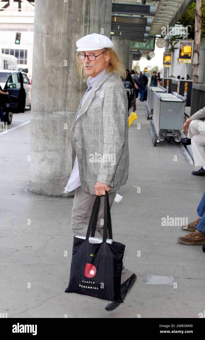 Gallagher comedian hi-res stock photography and images - Alamy