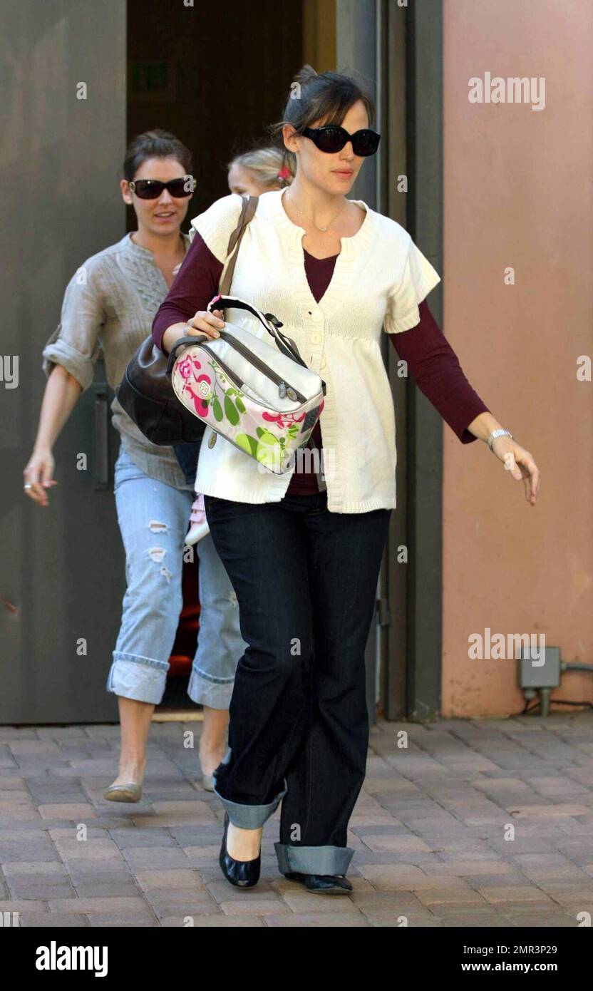 Jennifer Garner and daughter Violet were seen leaving Violet's ...