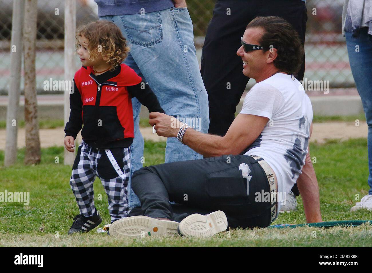 WORLDWIDE - Gavin Rosedale takes the kids to watch Zuma's flag football ...