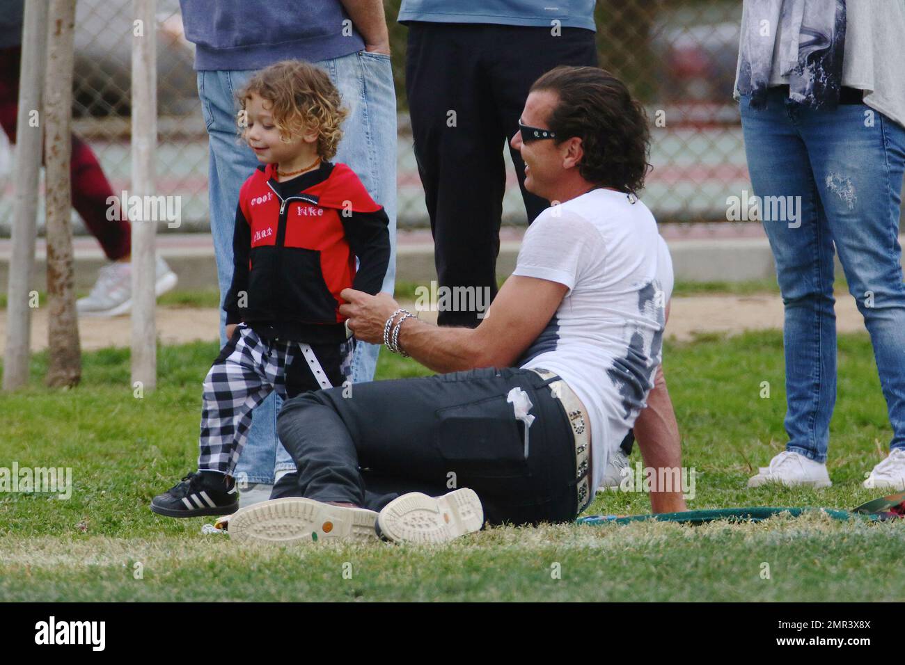 WORLDWIDE - Gavin Rosedale takes the kids to watch Zuma's flag football ...