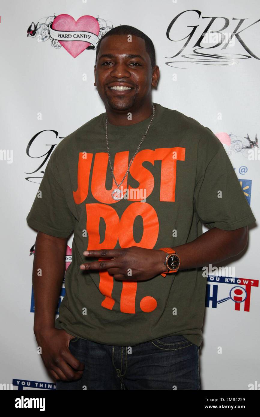 Mehki Phifer arrives to the GBK Gift Lounge honoring 2010 Golden Globes ...