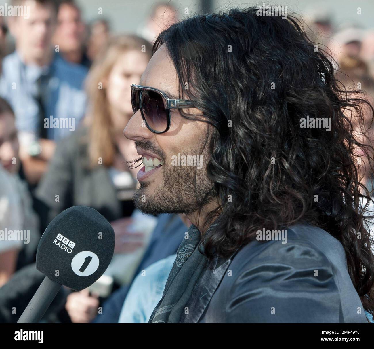 Bad boy comedian Russell Brand and actor Jonah Hill attend a photo call ...