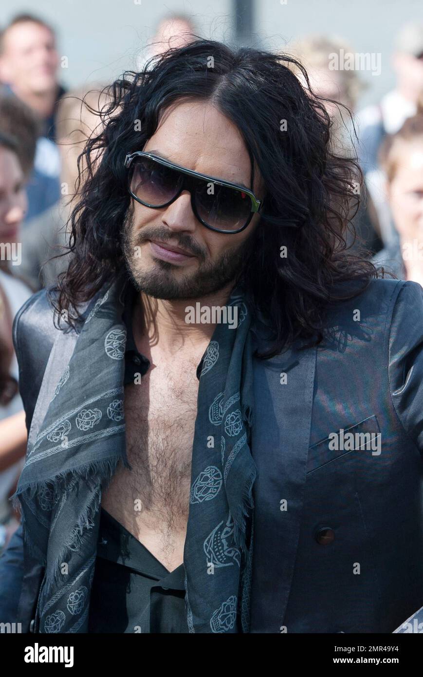 Bad boy comedian Russell Brand and actor Jonah Hill attend a photo call ...