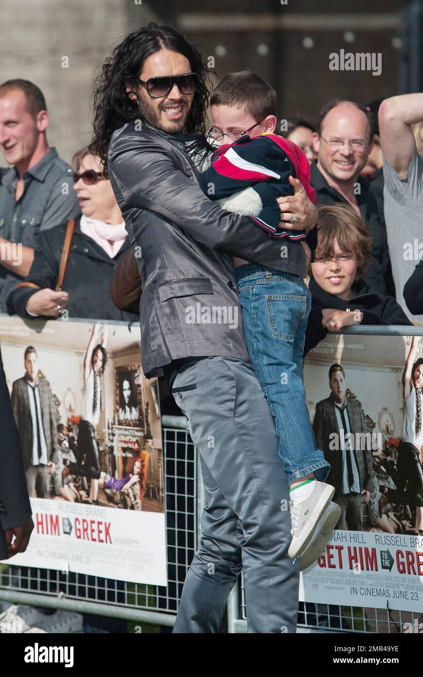 Bad boy comedian Russell Brand and actor Jonah Hill attend a photo call ...