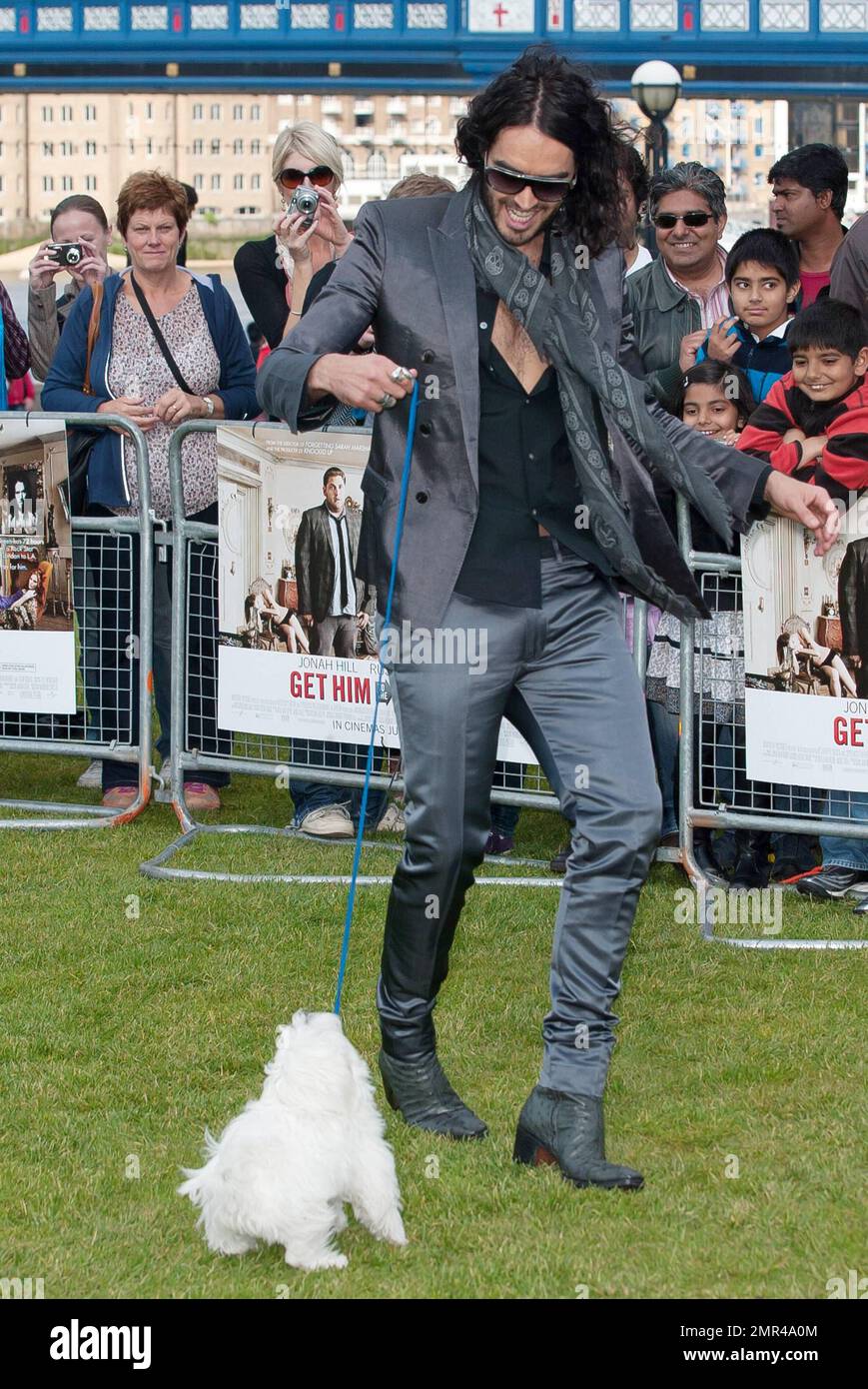 Bad boy comedian Russell Brand and actor Jonah Hill attend a photo call ...