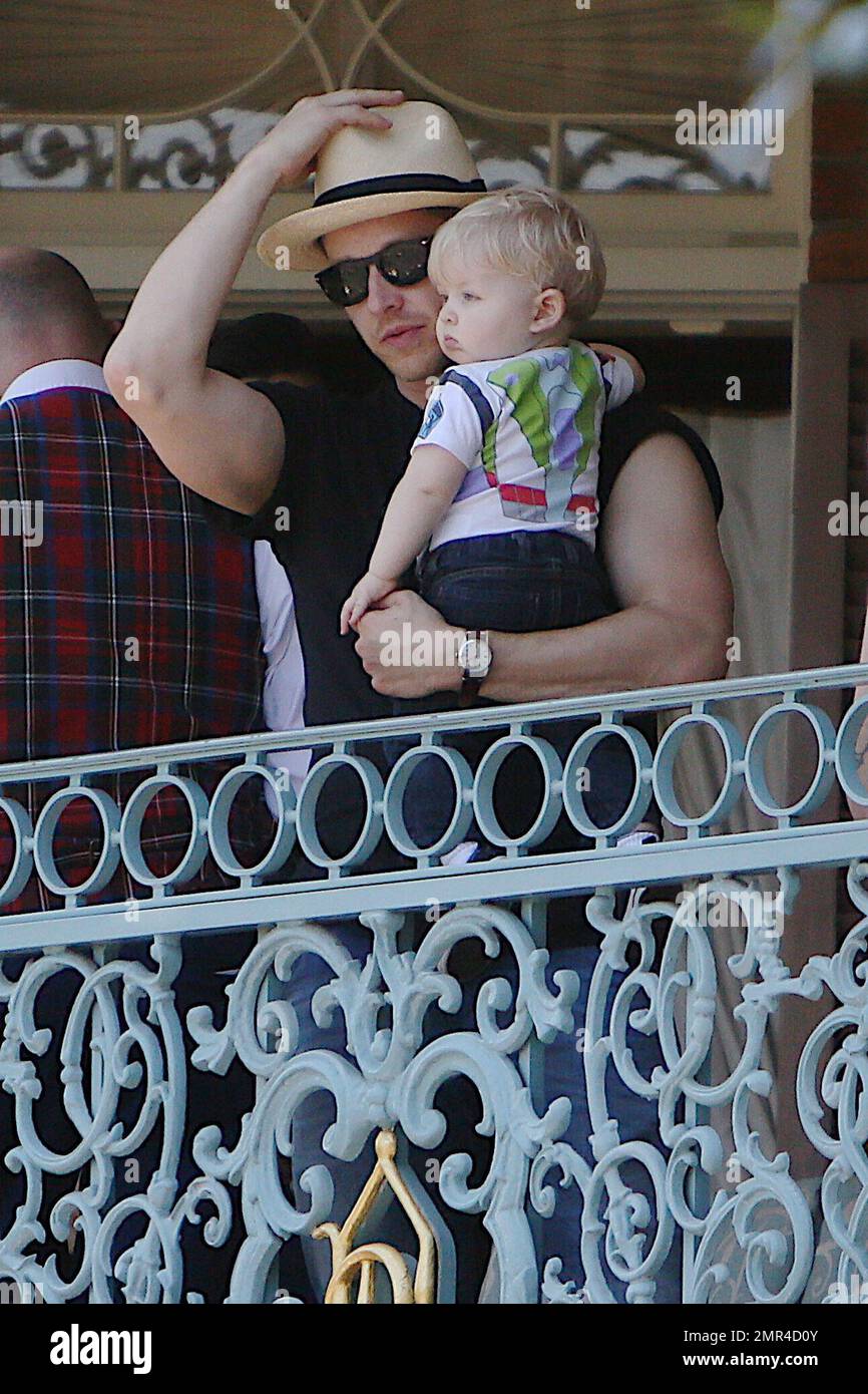 Ginnifer Goodwin and Josh Dallas celebrate the Fourth of July Holiday ...