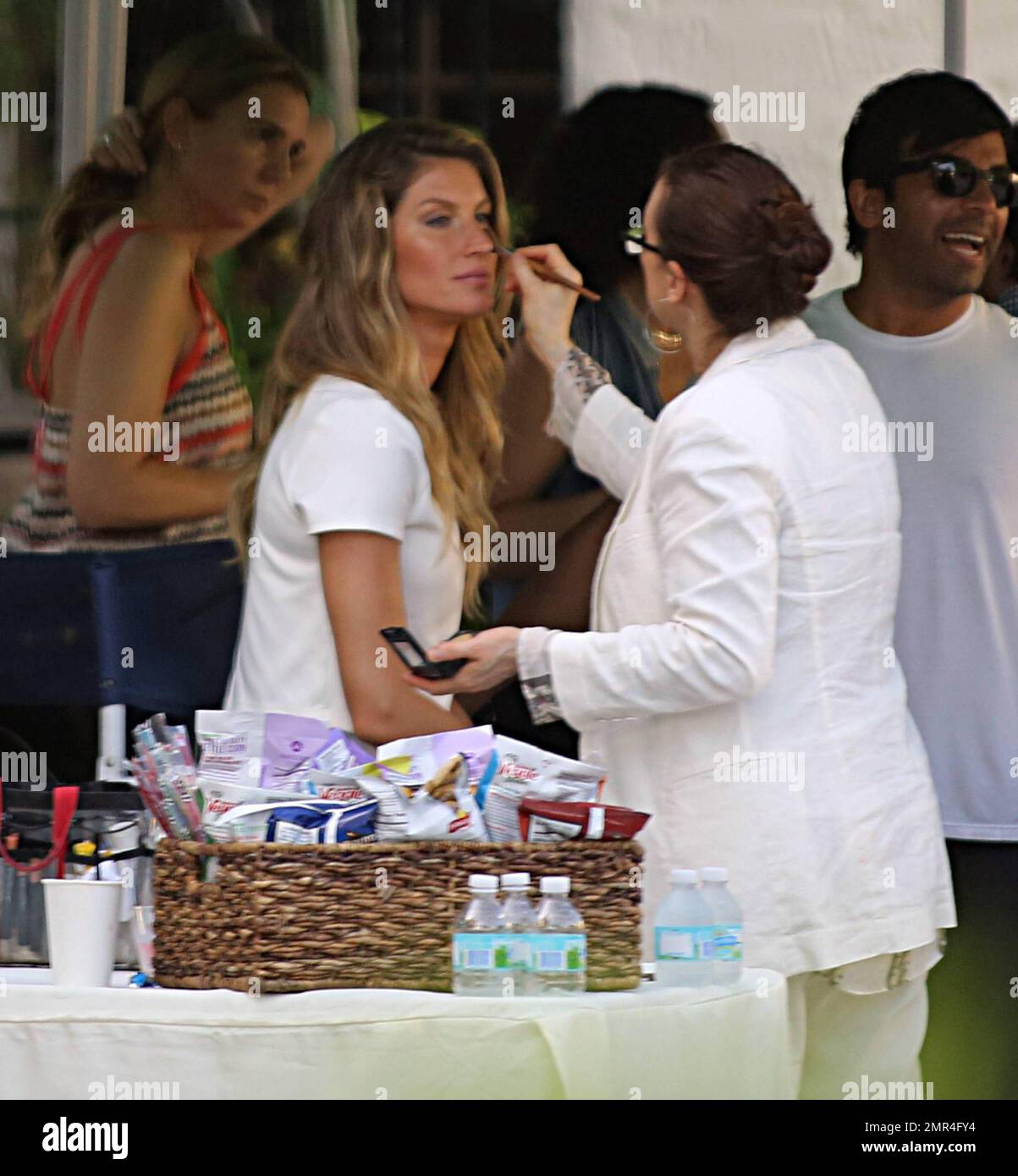 EXCLUSIVE!! The world's highest paid fashion model Gisele Bundchen ...