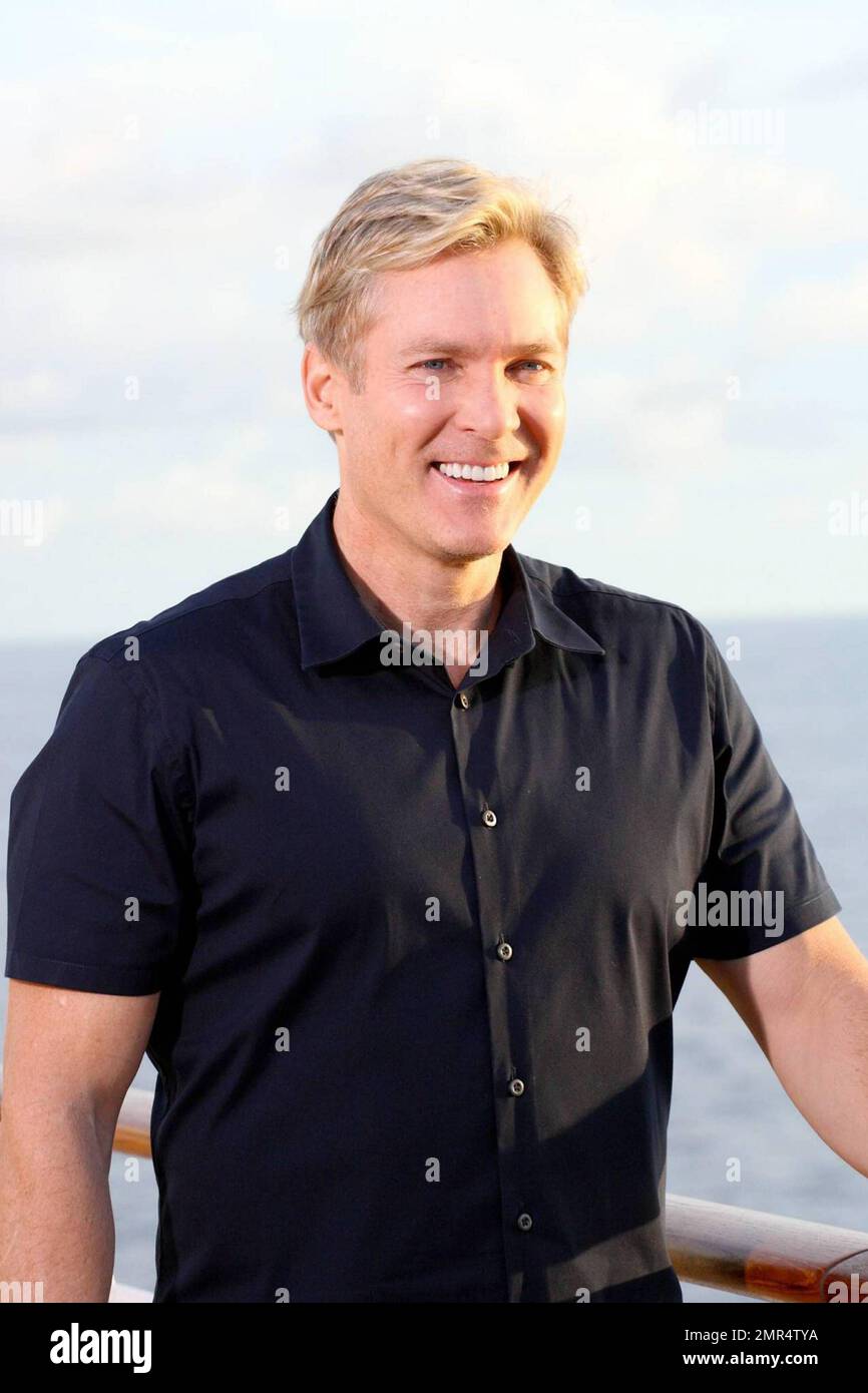 Sam Champion and Melissa Rycroft unveil the world's largest cruise ...