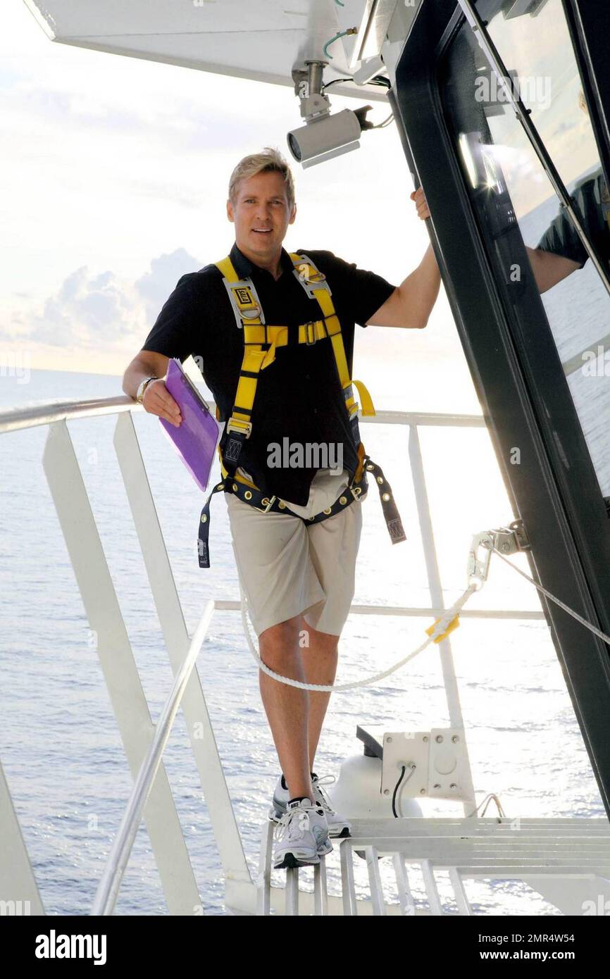 - Sam Champion and Melissa Rycroft unveil the world's largest cruise ...