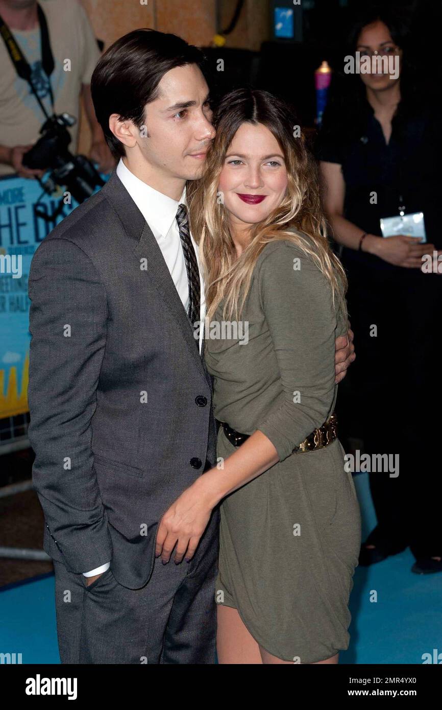 Drew Barrymore and Justin Long at the World Premiere of "Going The ...