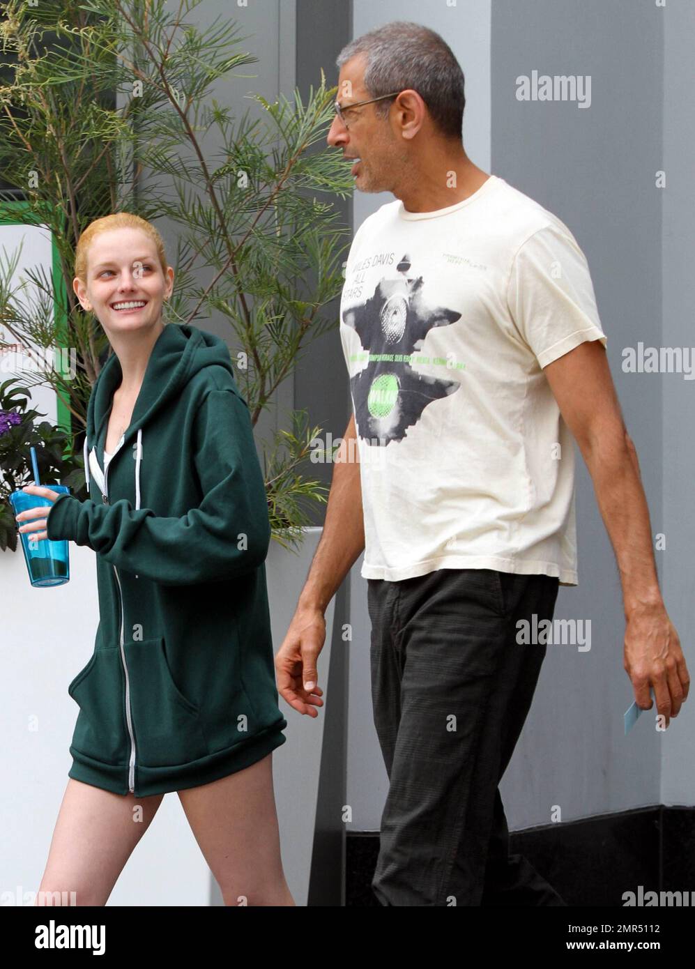 EXCLUSIVE!! "The Fly" and "Jurassic Park" star Jeff Goldblum, 58, and ...