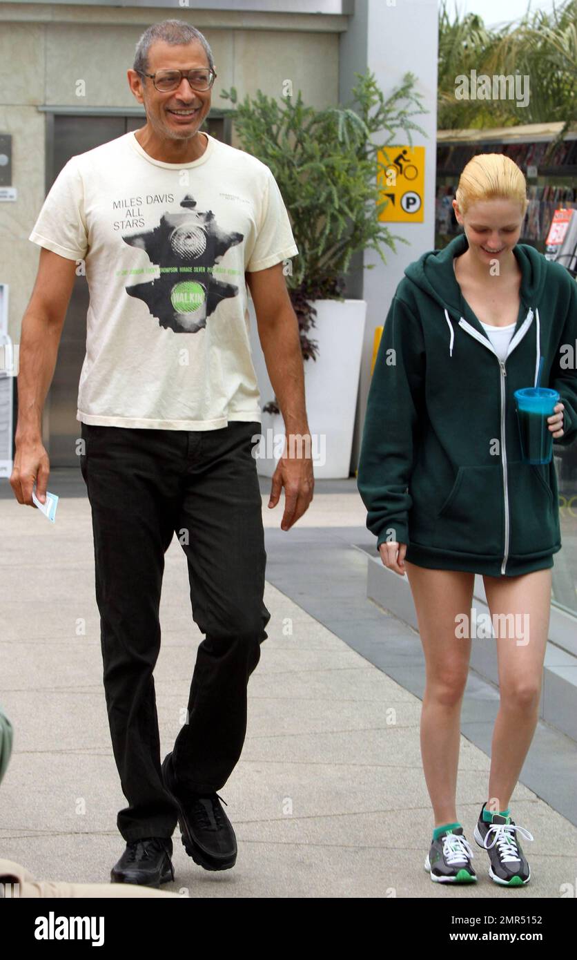 EXCLUSIVE!! "The Fly" and "Jurassic Park" star Jeff Goldblum, 58, and ...