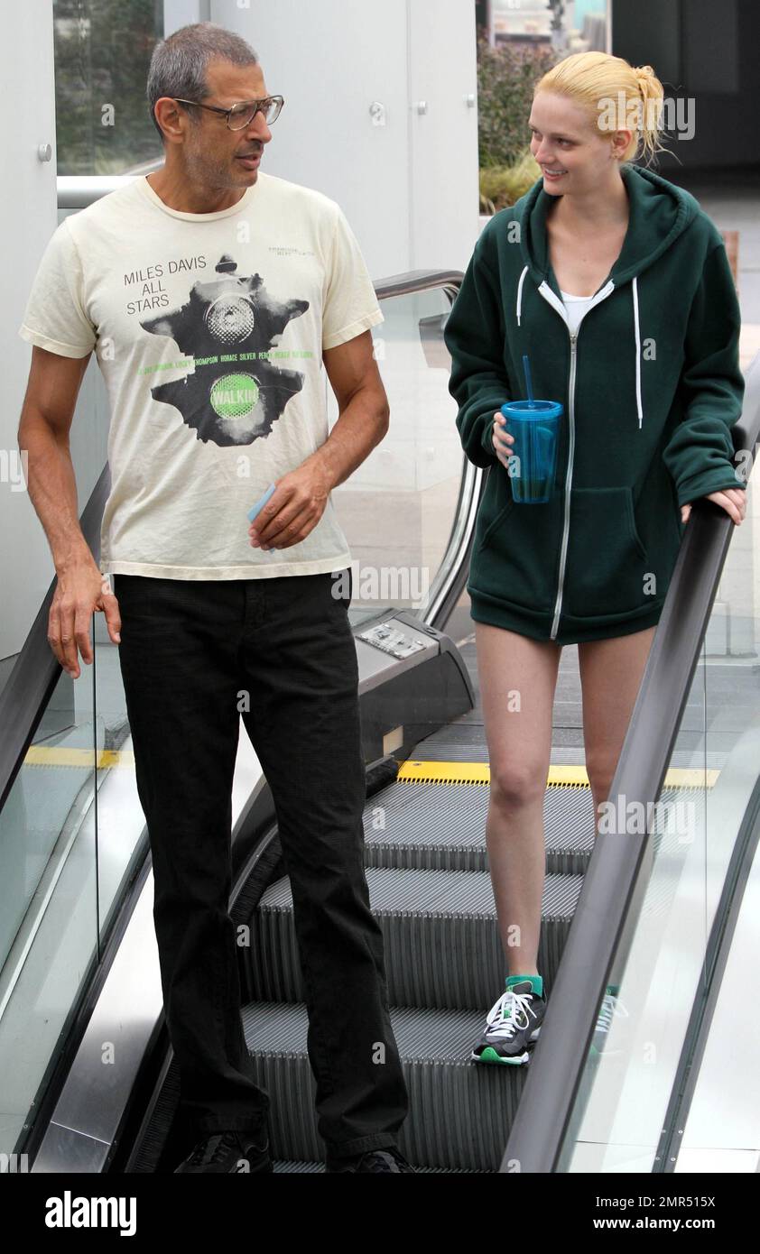 EXCLUSIVE!! "The Fly" and "Jurassic Park" star Jeff Goldblum, 58, and ...