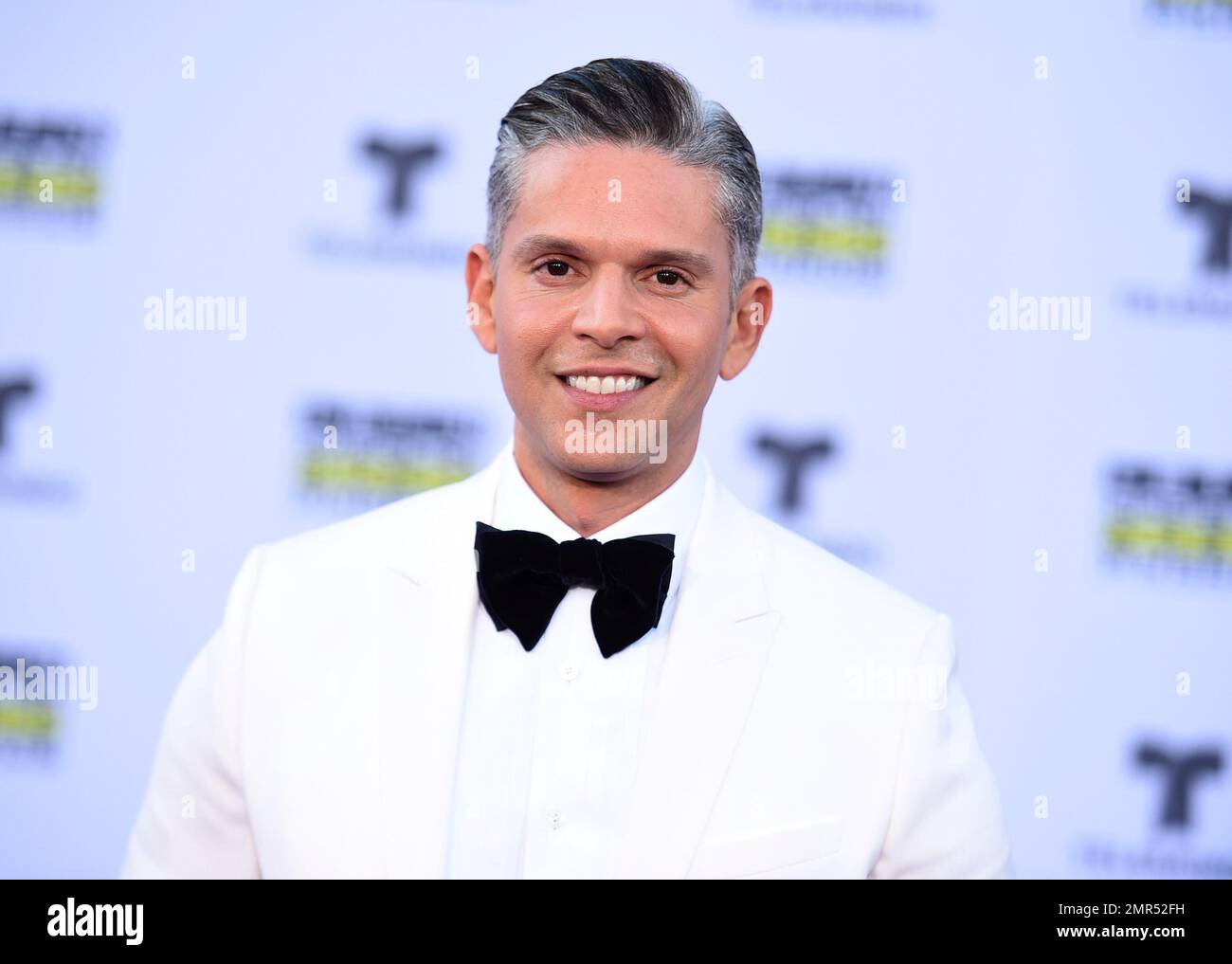 Rodner Figueroa arrives at the Latin American Music Awards at the Dolby ...