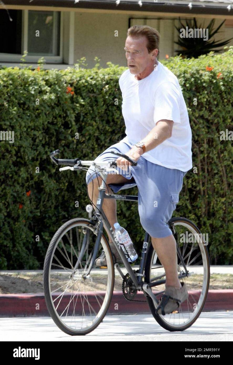 EXCLUSIVE!! California Governer Arnold Schwarzenegger lets off some ...