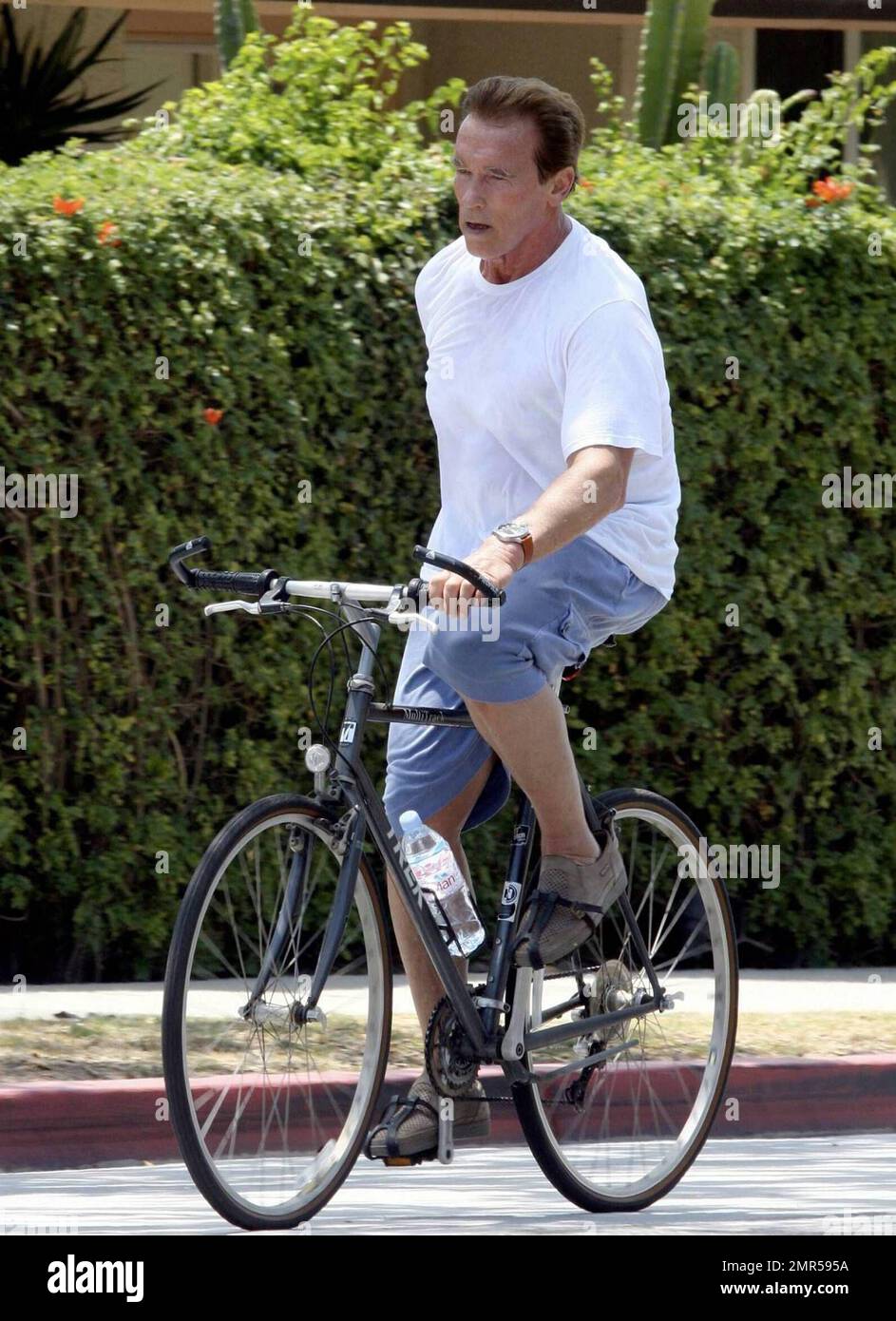 EXCLUSIVE!! California Governer Arnold Schwarzenegger lets off some ...