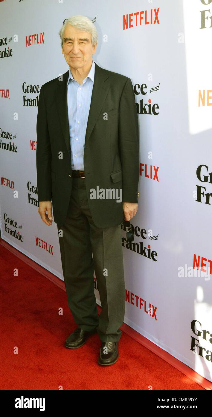 Grace and frankie sam waterson hi-res stock photography and images - Alamy