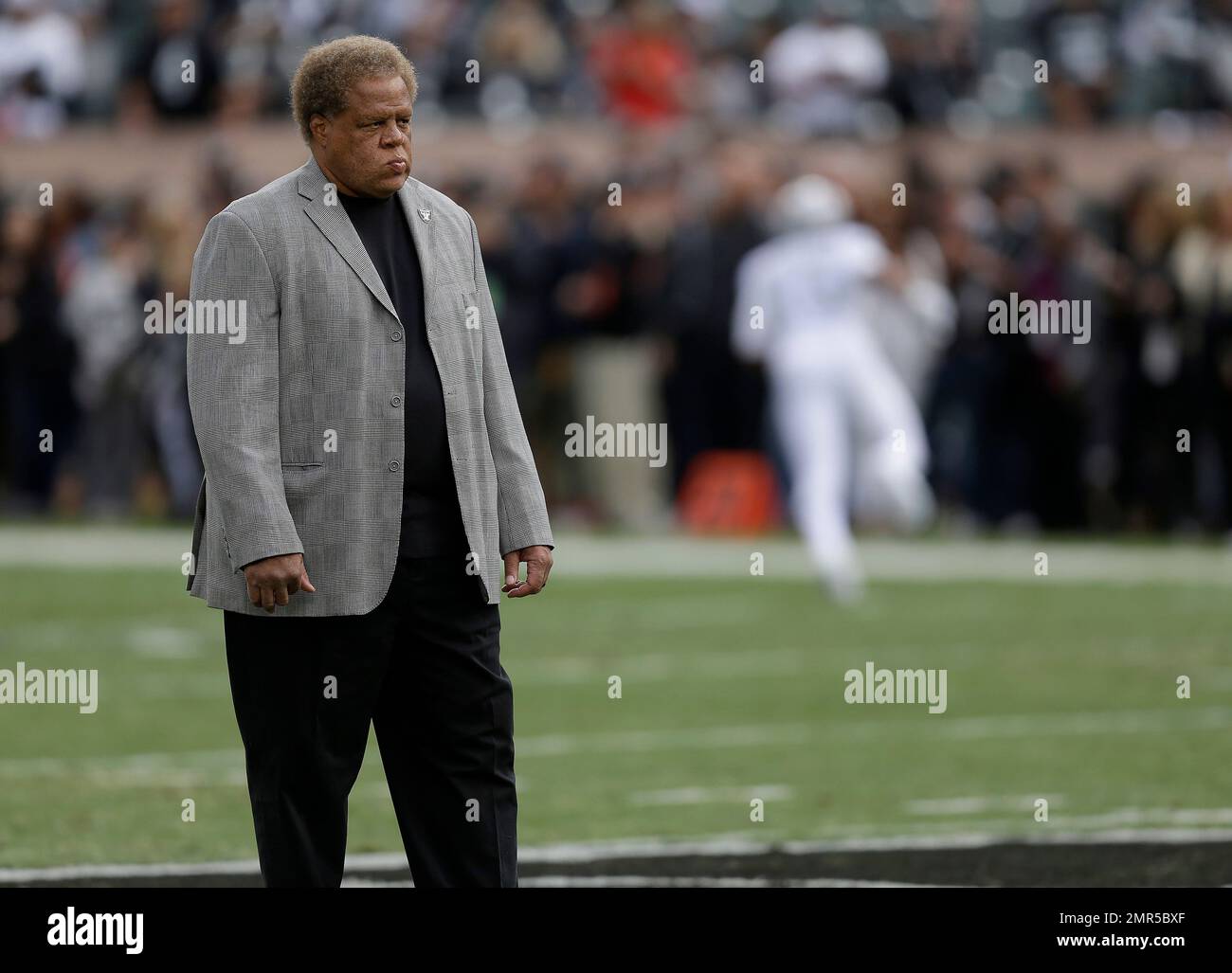 Oakland Raiders general manager Reggie McKenzie before an NFL football ...