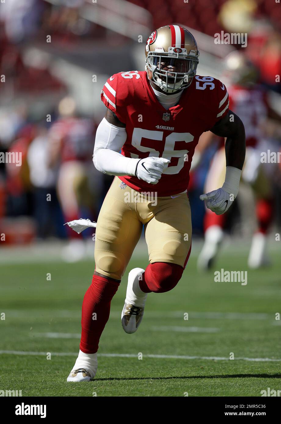 San Francisco 49ers linebacker Reuben Foster (56) warms up before an ...
