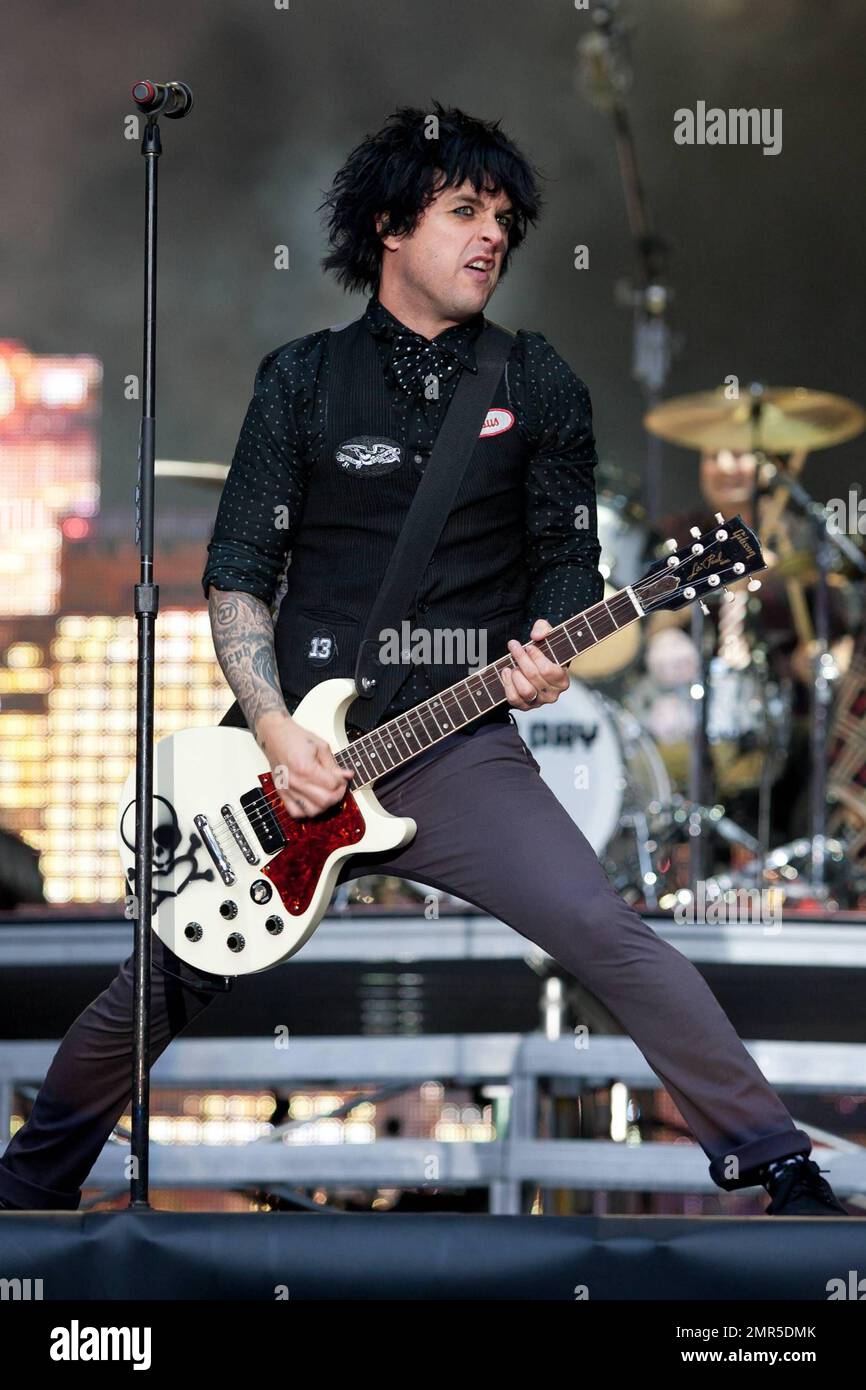 Billie Joe Armstrong 2022 Grammys