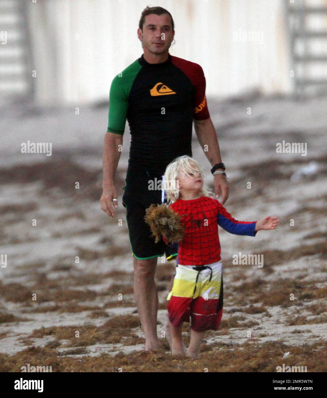 Gwen Stefani and husband Gavin Rossdale take a trip to the beach ...