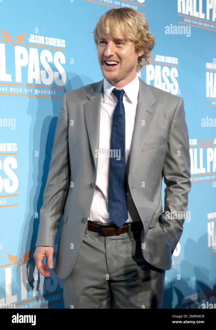 Owen Wilson smiles on the red carpet at the Australian premiere of the ...
