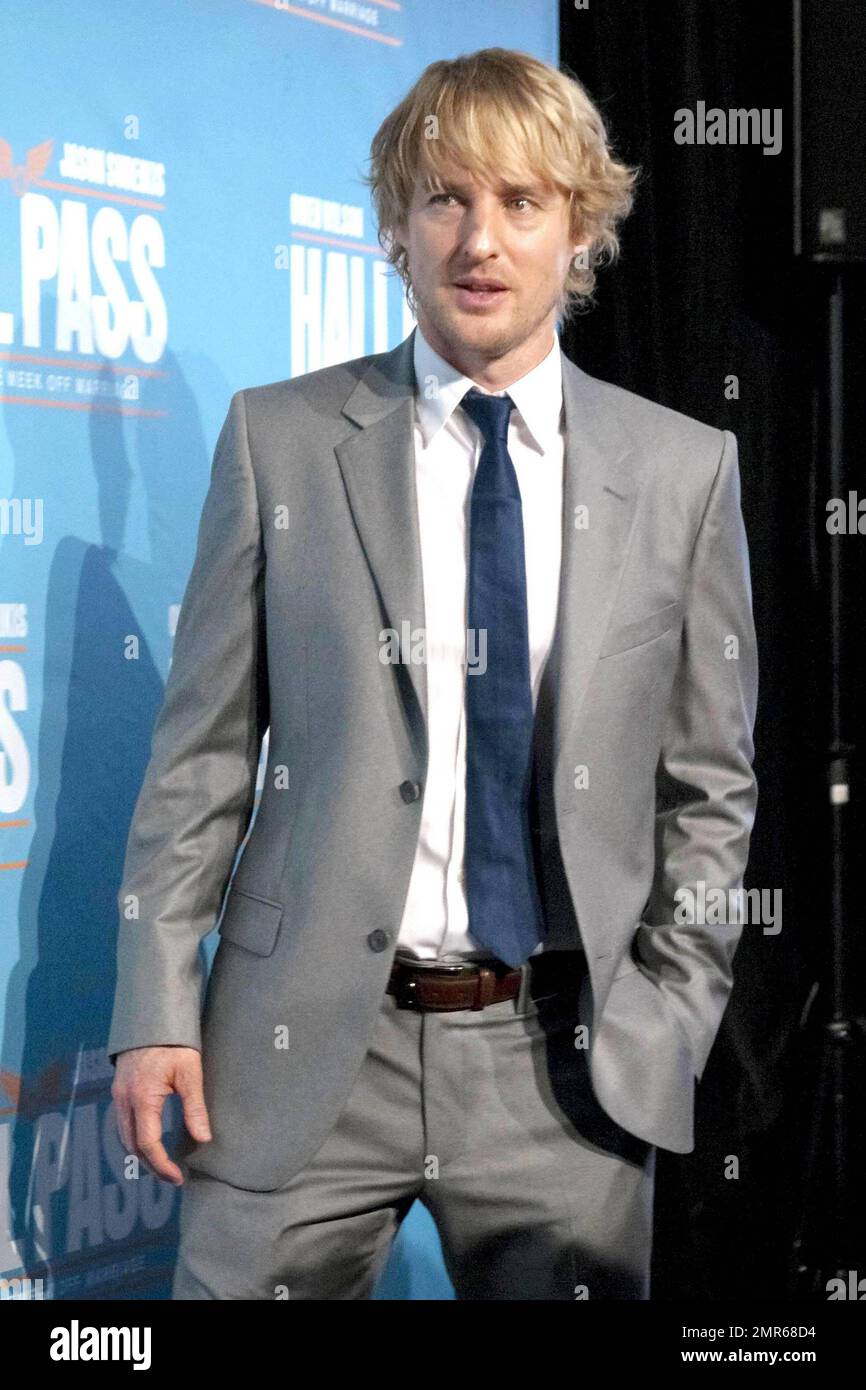 Owen Wilson smiles on the red carpet at the Australian premiere of the ...