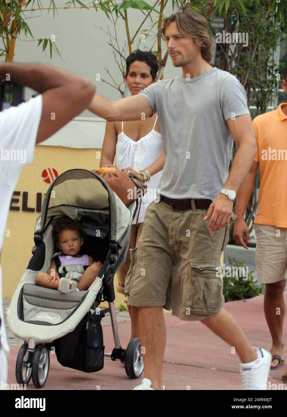 Halle Berry, Gabriel Aubry and daughter Nahla enjoy a night out in ...
