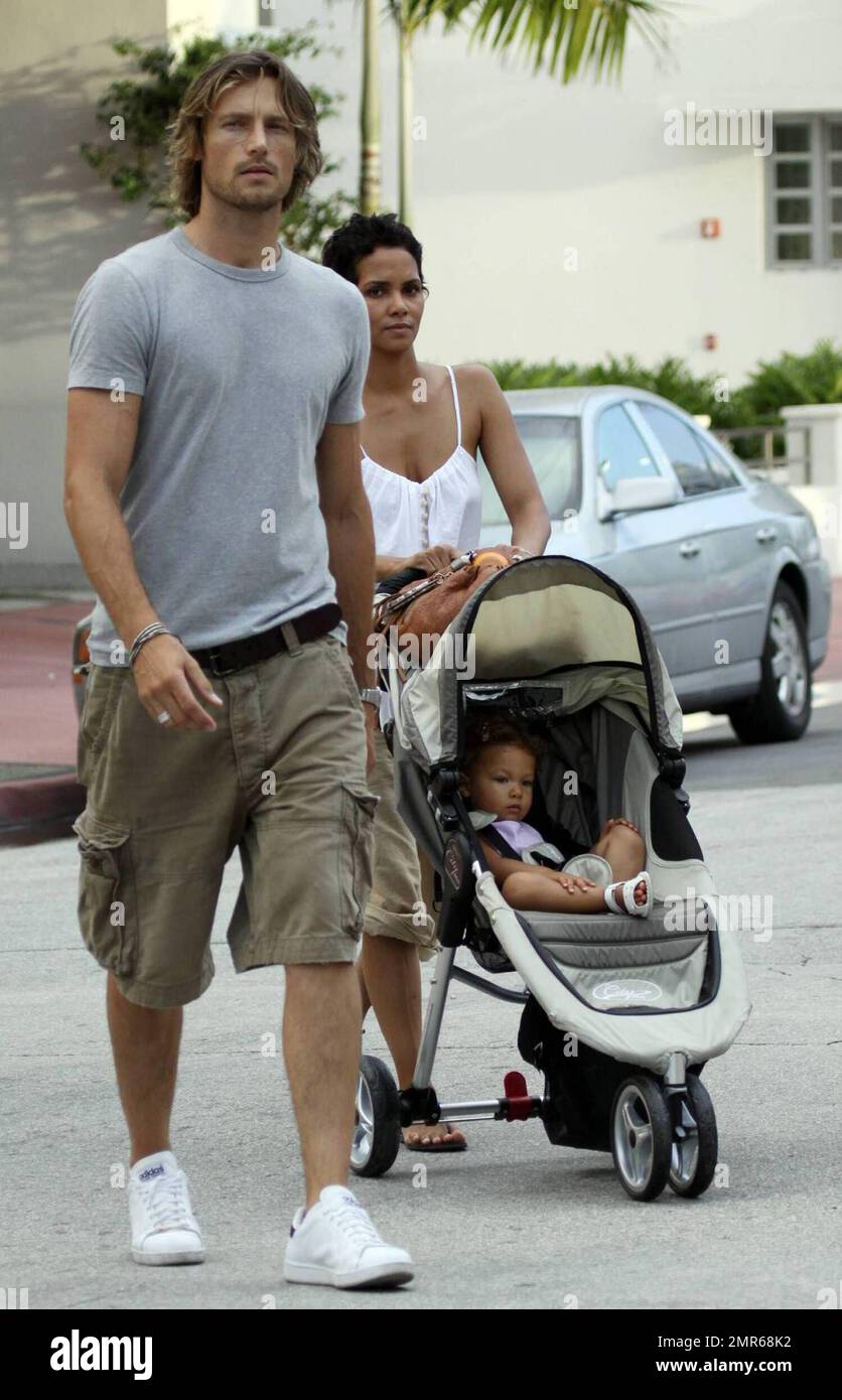 Halle Berry, Gabriel Aubry and daughter Nahla enjoy a night out in ...
