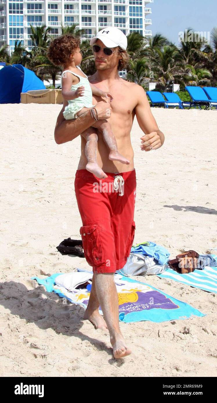 Halle Berry, Gabriel Aubry and daughter Nahla spend the morning playing ...