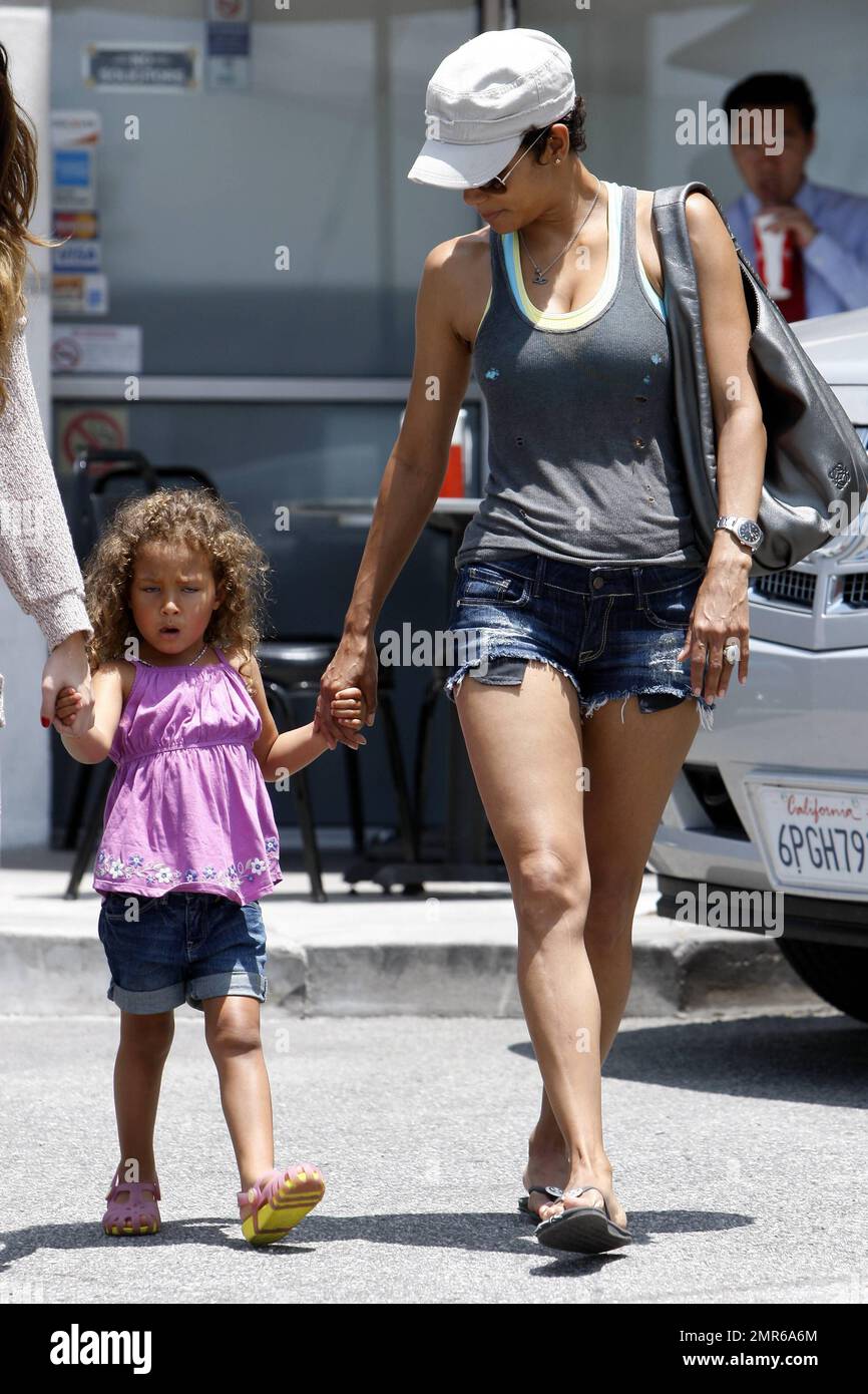 Halle Berry and daughter Nahla spend an afternoon together while out ...